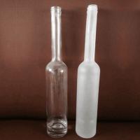 China 750ml Clear Glass Bottle Made of Super Flint Glass Material for Whisky for sale