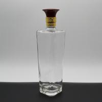 China Super Flint Glass 750ML Bottle for Thick Bottom Cork and Customized Design of Liquor for sale