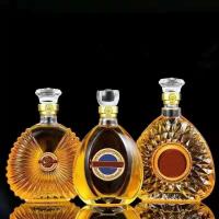 China Vodka Whisky Glass Bottle 750ml with Cork Sealing Type and Guala Seal for sale