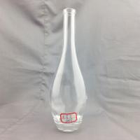 China Collar Material Glass 700ml Empty Olive Oil Bottle with Certification and Thick Base for sale
