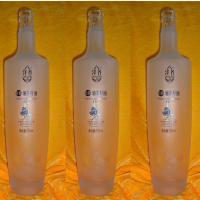 China 700ml Square Flask 250ml Gin Vodka Drink Liquor Glass Bottle from Yuncheng Ruisheng for sale