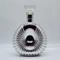 China Decal Surface Handling Super Flint Glass Material Empty 750ml Vodka Bottle for Spirits for sale