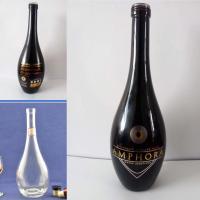 China Transparent 750ml Glass Vodka Bottle for Liquor Clear White Customized Logo Acceptable for sale