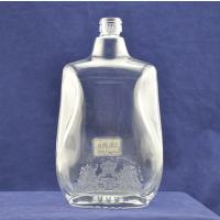 China Alcohol Glass Bottle with Cork Stoppers 1 Liter Capacity Super Flint Material for sale