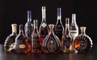 China Transparent Fancy Unique Shaped Wine Glass Bottle with Cap 750ml SGS Certified for sale