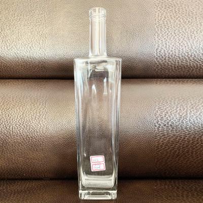 China Industrial Beverage Square Glass Bottle 700ml with Decal Surface and Matte Black Finish for sale