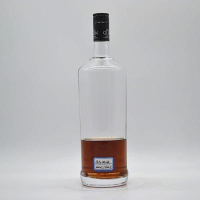China Super Flint Glass Material Round Bottles 0.5L/500ml/700ml for Whisky in End Spirits for sale
