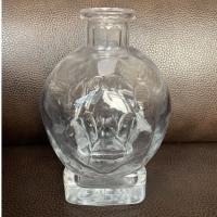China Decal 1000ml Surface Handling Skull Glass Bottle for Spirit Bong for sale