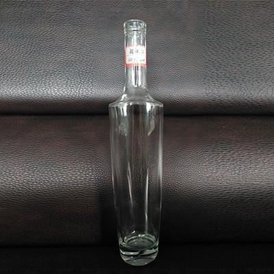 China VODKA Glass Bottle 700ml for Olive Oil Bulk Empty Marasca Bottles 250ml 500ml 750ml 1L for sale