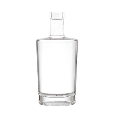 China Screen Printing 700ml Clear Glass Bottle for Packing Vodka/Spirit/Liquor/Wine Whiskey for sale