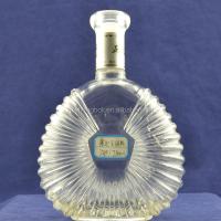 China Transparent Glass Vodka Bottle Made in Ukraine with Frosted Design at CIF for sale