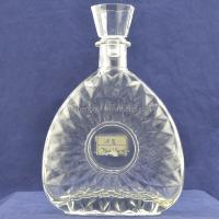 China Transparent Glass Vodka Bottle Made in Ukraine with Frosted Design at CIF for sale