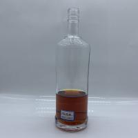 China Industrial Beverage 1L Long Neck Glass Bottle with Cork of Whisky for sale