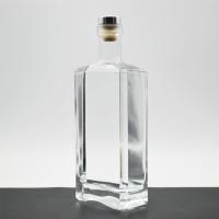 China 375ml 500ml 700ml 750ml Green Square Gin Glass Bottle for Customized Spirits in Green for sale