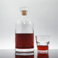 China 500ml 750ml Super Flint Glass White Spirits Liquor Bottle Perfect for Vodka Brandy Rum for sale
