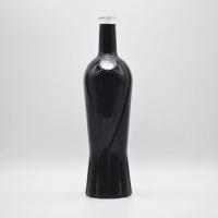 China Sealing Type Screw Cap/Cork Glass Bottle for Extra White Decal Wine Black Bottle Logo for sale