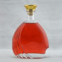 China Guala Cap Sealing Type 500ml 700ml 750ml 1000ml Liquor Glass Bottle for Spirits for sale