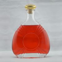China Guala Cap Sealing Type 500ml 700ml 750ml 1000ml Liquor Glass Bottle for Spirits for sale