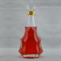 China Guala Cap Sealing Type 500ml 700ml 750ml 1000ml Liquor Glass Bottle for Spirits for sale
