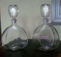 China 750ml White Glass Material Unique Shape Cherry Wine Glass Bottle for Liquor in Europe for sale