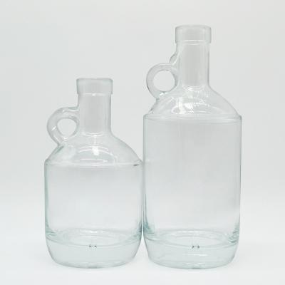 China 500ml California Wine Spirit Storage Glass Bottle with Cork Sealing and Ear Handle for sale