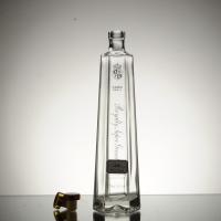 China OEM Welcome 750ml Glass Beverage Bottles For Wine Whiskey Tequila Vodka Glass Glass for sale