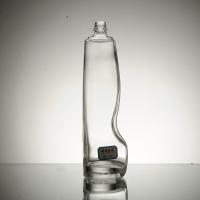 China Bottle Manufacturers Offer 750ml Whisky Glass Bottles with Super Flint Glass Material for sale
