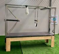 China Wood Trapeze Table Pilates Gym Exercise Machine With Springs for sale