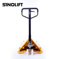 China BF Series Lightweight Flexible Hand Pallet Truck Load Capacity 2000Kg-3000kg for sale