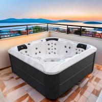 China Freestanding Acrylic Massage Hot Tub with 77 Jets and 3HP Pump for sale