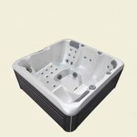 China Modern Design Outdoor Garden Acrylic Whirlpool Spa Tub with 850L Water Capacity and 5 Years Warranty for sale