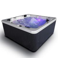 China 5 Persons Family And Friend Outdoor Hot Tub With Sleek Exterior Styly And Seat for sale