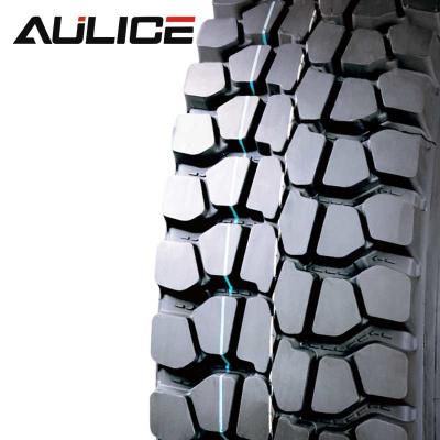 China Durable Overload Wear Resistance All Steel Radial  Truck Tyre   11.00R20 AR3137 for sale