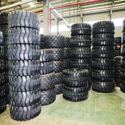 China Tubeless 315/80R22.5 Tyres Tire AW767 Reinforced Bead Design With Long Mileage for sale