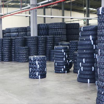 China Heavy Duty All Steel Radial Mining Truck Tyre 13r22.5 For Mine / Construction Overload for sale