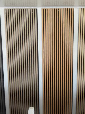 China A Wood Strip Grille Sound-absorbing Panel Made of PET + MDF + Veneer Material with an NRC Value Ranging From 0.85 to 0.95 for sale
