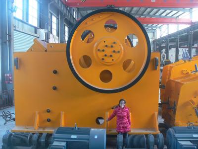 China Mobile PE Jaw Crusher Stone Crushing Machine Mining Equipment 160KW Power for sale
