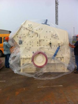 China Mining Equipment Quarry Horizontal Impact Crusher Simple Structure 200 T/H for sale
