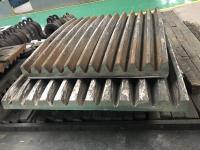 China High Manganese Stone Crusher Parts Jaw Crusher Wear Parts Spare Parts Jaw Plate for sale