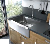 China Handmade 33 Inch Apron Stainless Steel Kitchen Sink Easy Maintenance for sale