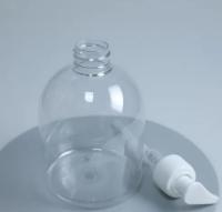 China Transparent 500ml Hand Sanitizer Bottle With Spray Pump For Instant Hand Wash Gel for sale