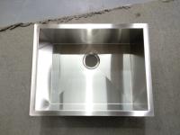 China 14G Thickness Undermount Stainless Steel Kitchen Sink Without Faucet for sale