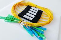 China Good Uniformity  FWDM 1X2 SC APC-SC UPC Fiber Cable Splitter LOW PDL for sale