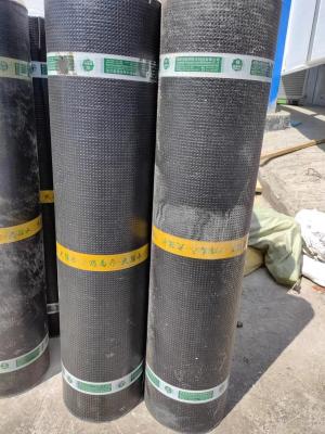 China Wet Laying Modified Asphalt Self Adhesive Waterproofing Membrane For Underground Structures for sale