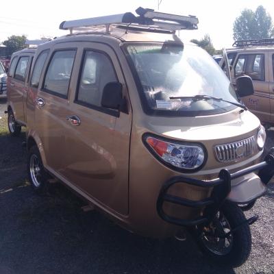 China China New Model3 Wheel Gasoline Tricycle 200cc Taxi Moto Bajaj Tuk Rickshaw For Sale Enclosed Cabin Tricycle for sale