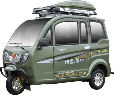 China 3 Wheel Gas 130cc Kick Scooter Cabin Tricycle for sale
