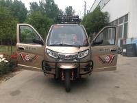 China 200w Enclosed Rear Drum Brake 65KM/H Cabin Tricycle for sale