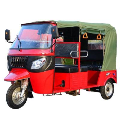 China Tuk Tuk Taxi Bajaji Gasoline 80km/H Cabin Tricycle for sale