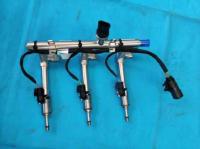 China Geely Binyue's silver oil rail injector with 200bar high-pressure mid-direct injection technology for sale