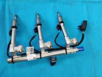 China Geely Binyue's silver oil rail injector with 200bar high-pressure mid-direct injection technology for sale